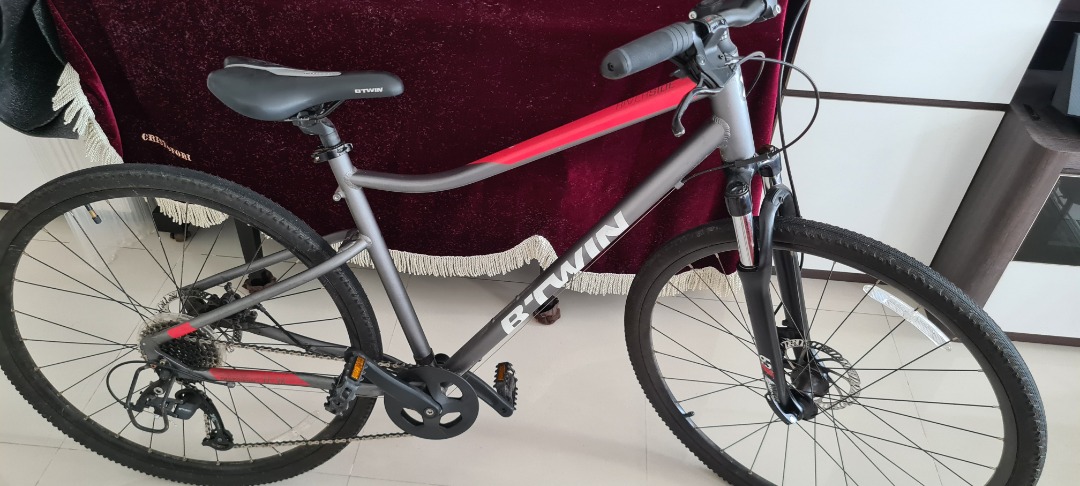 Decathlon Hybrid Bike Riverside 500 9 speed Disc Brake - Grey/Red ...