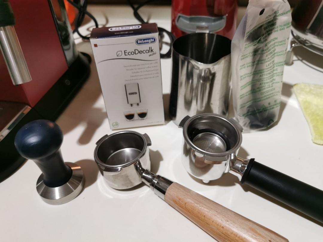 Delonghi Dedica Style Scarlet Red Pump Espresso Machine, TV & Home ...