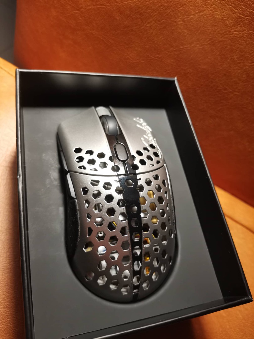 Finalmouse Starlight Pro - TenZ (Small), Computers & Tech, Parts ...