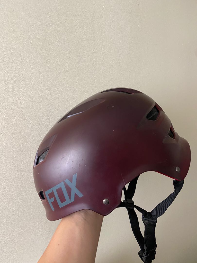 FOX mtb Helmet, Sports Equipment, Bicycles & Parts, Bicycles on Carousell