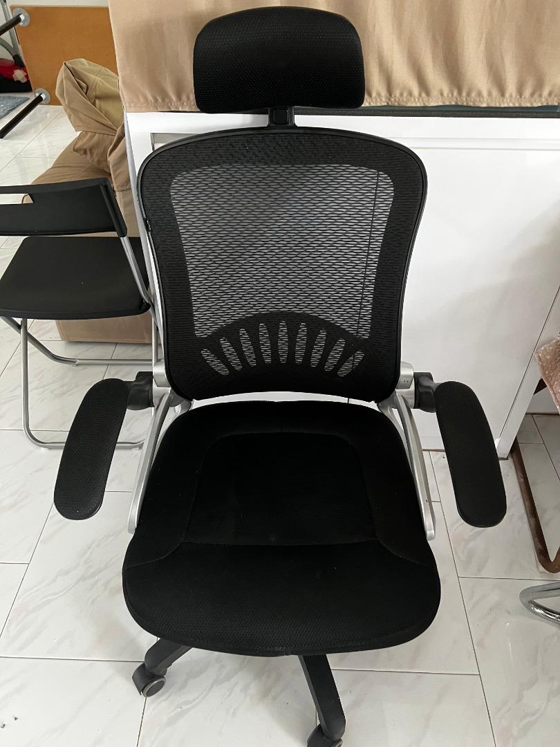 Home Office Ergonomic Chair, Furniture & Home Living, Furniture, Chairs on Carousell