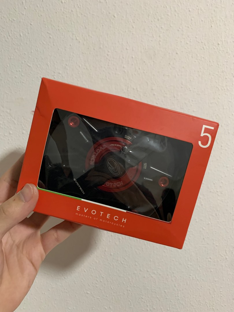 Honda Evotech Rapid Fuel Cap Black/Red, Motorcycles, Motorcycle Accessories on Carousell