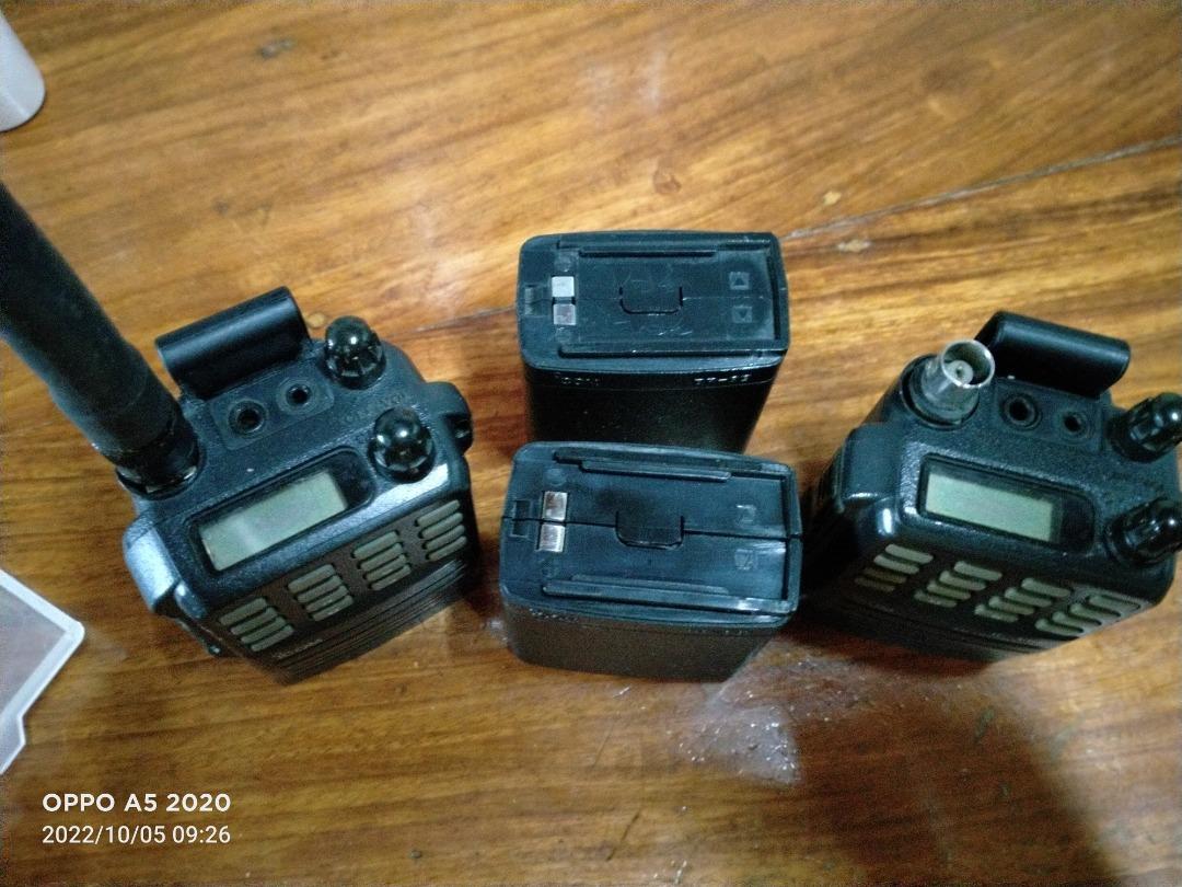 Icom V68 Radio Trancievers 2units, Mobile Phones & Gadgets, Walkie ...