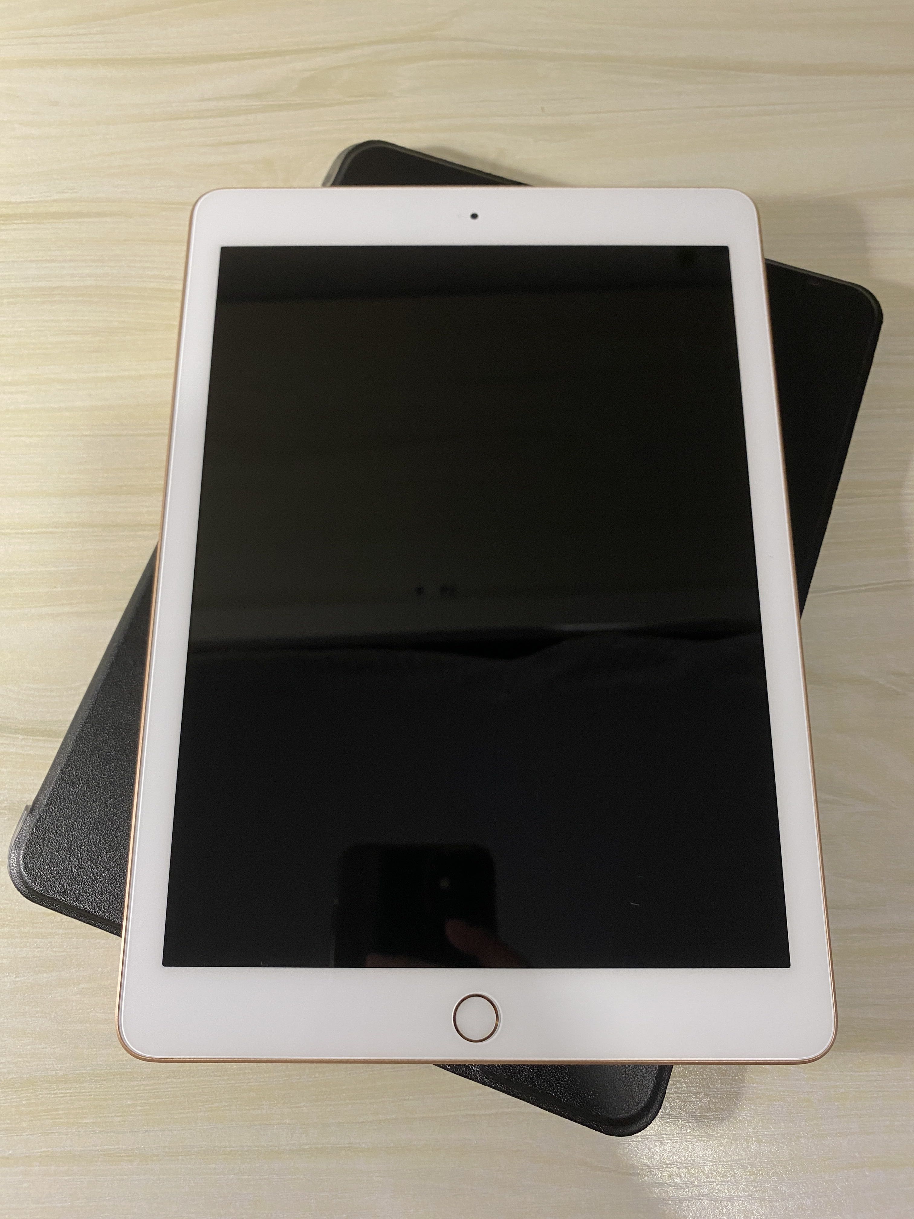 Apple iPad 6th generation (gen 6)| Gold 32GB WiFi, Mobile Phones ...