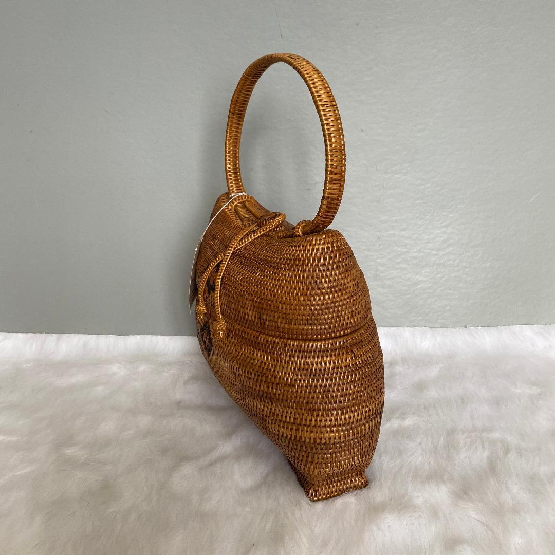 Kirin Collection Brown Rattan Bag, Women's Fashion, Bags & Wallets ...