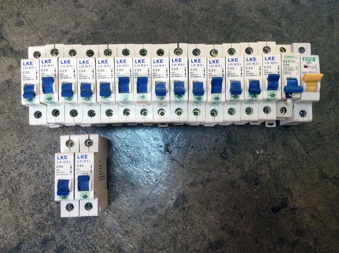 LKE SAFETY MCB Miniature Circuit Breaker Distribution Box DB 20A LH-MX6 ...