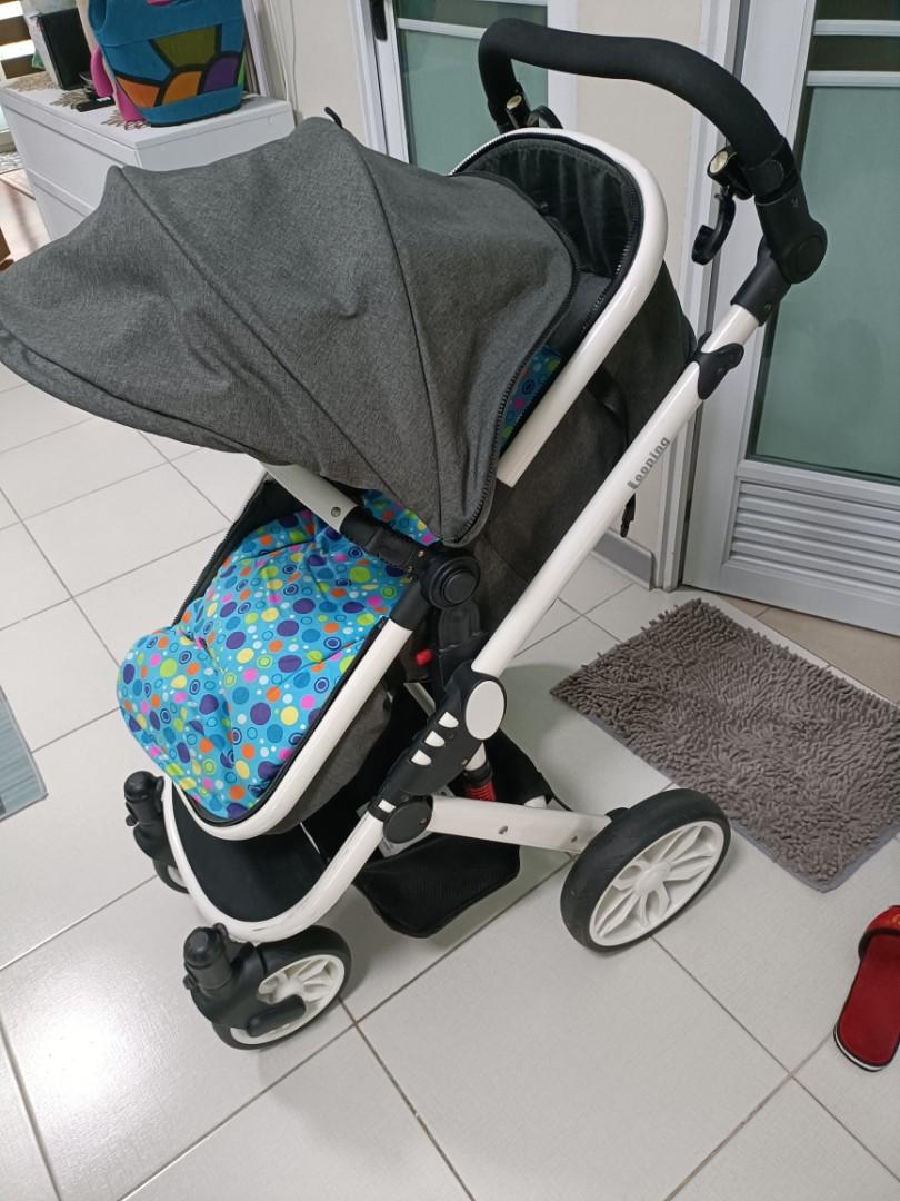 Looping Stroller with free tub, Babies & Kids, Going Out, Strollers on ...