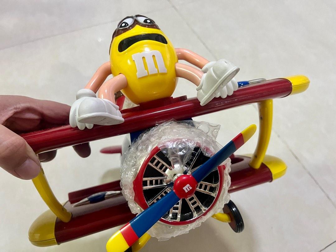 M&M Toy Airplane Candy Dispenser, Hobbies & Toys, Toys & Games on Carousell
