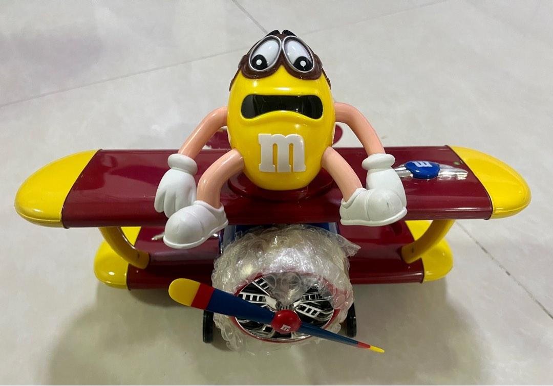 M&M Toy Airplane Candy Dispenser, Hobbies & Toys, Toys & Games on Carousell