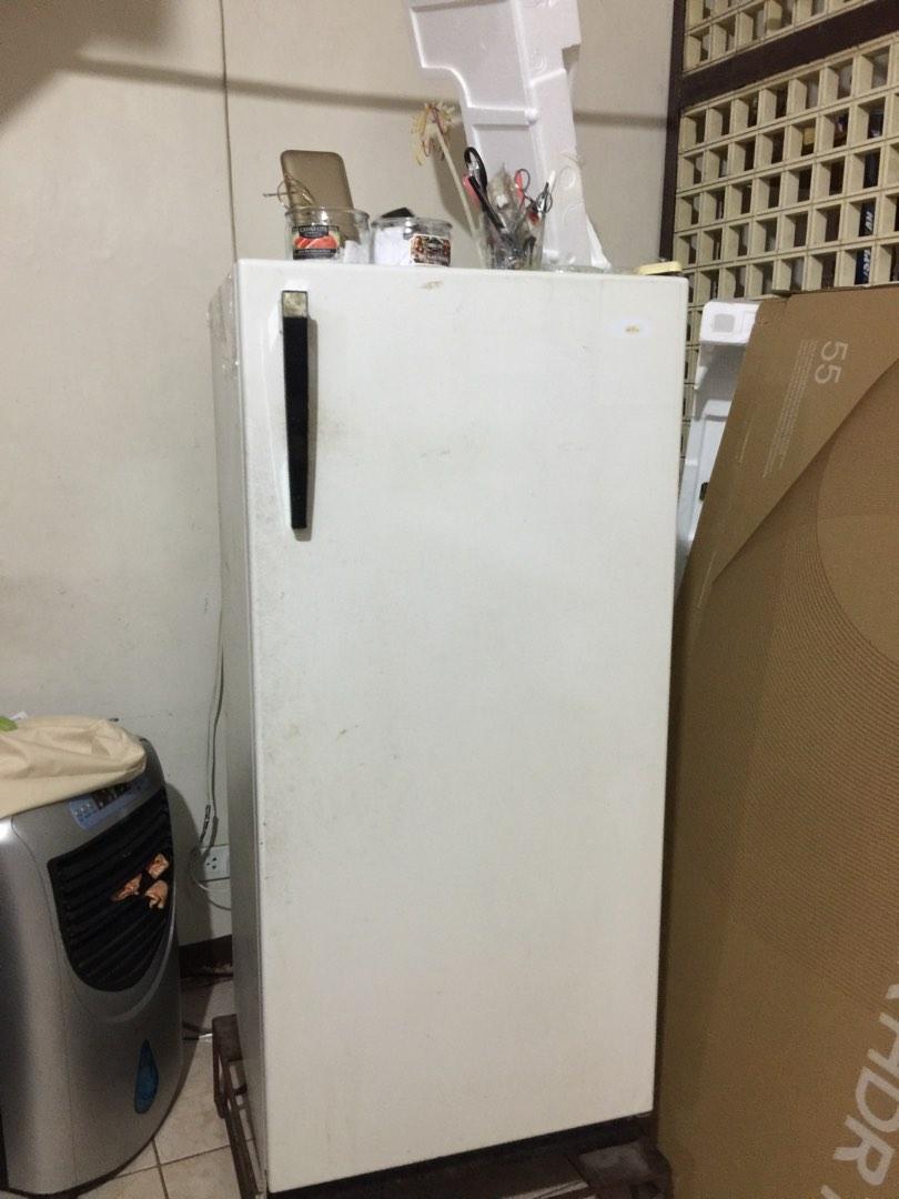 Old admiral refrigerator, TV & Home Appliances, Kitchen Appliances, Refrigerators and Freezers ...