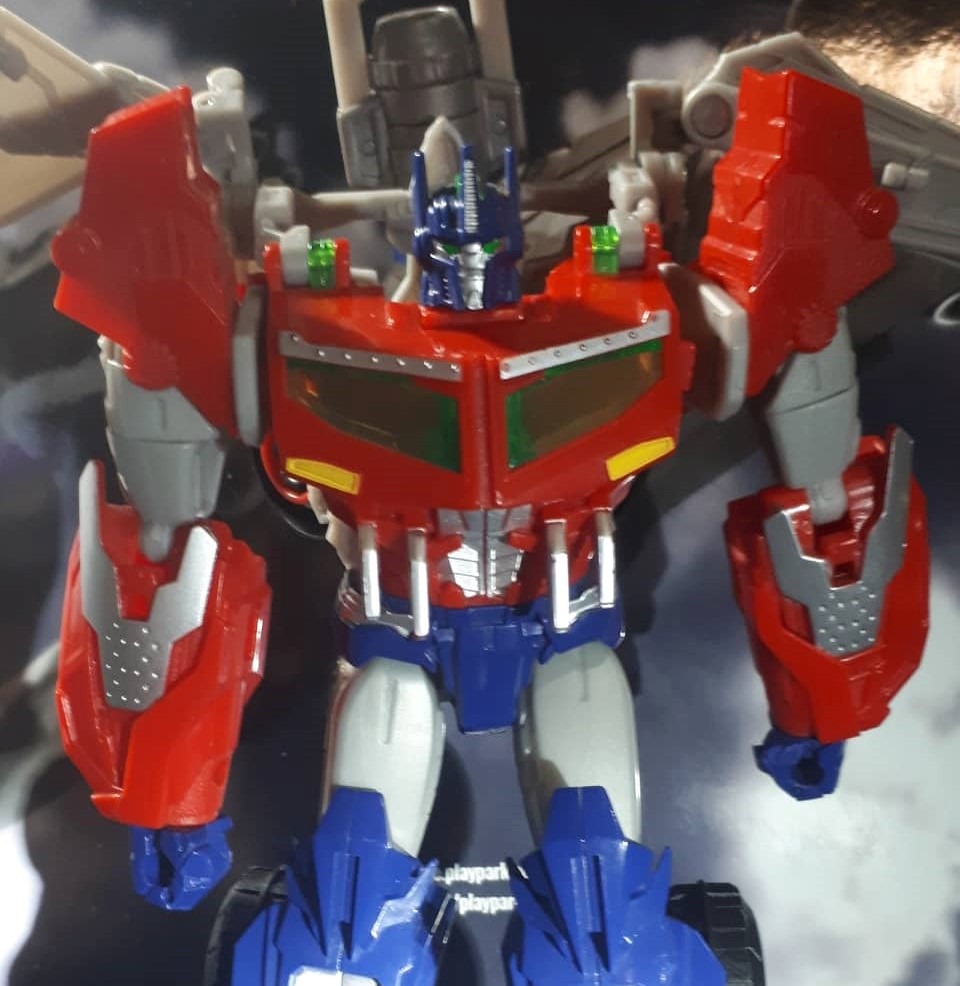 OPTIMUS PRIME Transformers, Hobbies & Toys, Toys & Games on Carousell