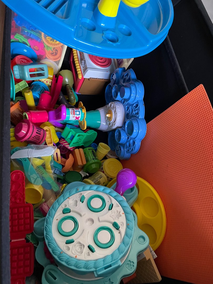 Play dough stuff, Hobbies & Toys, Toys & Games on Carousell