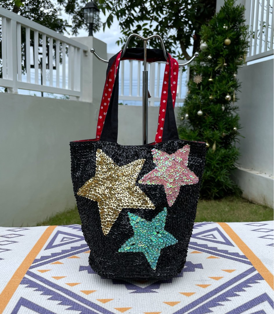 Sequence shoulder bag, Women's Fashion, Bags & Wallets, Shoulder Bags ...