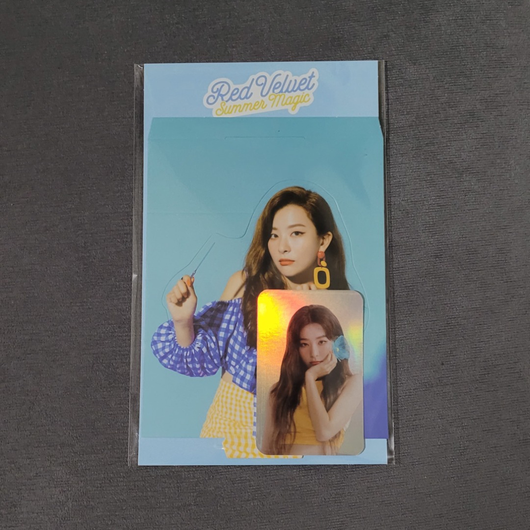 Seulgi Summer magic holo photocard + standee MD, Hobbies & Toys ...