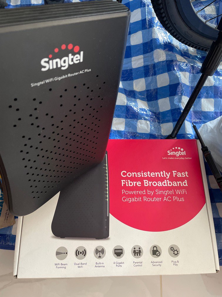 Singtel WiFi Gigabit Router AC Plus, Computers & Tech, Parts ...