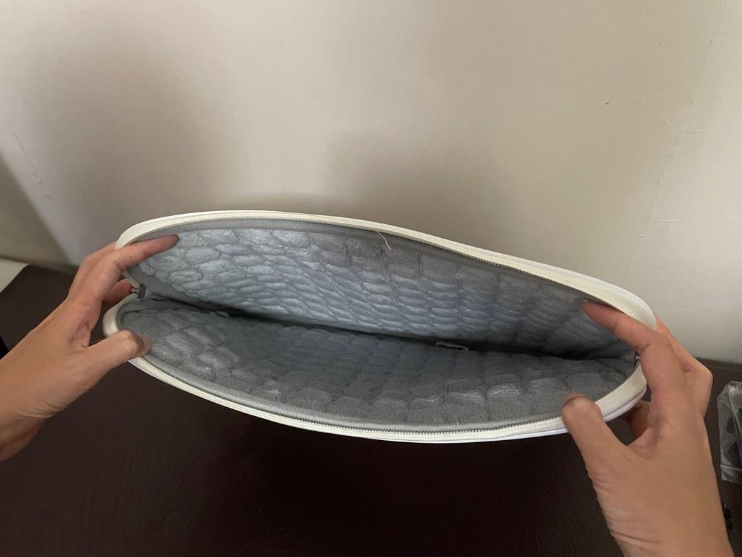 Smiley laptop sleeve 13 inch, Computers & Tech, Parts & Accessories ...