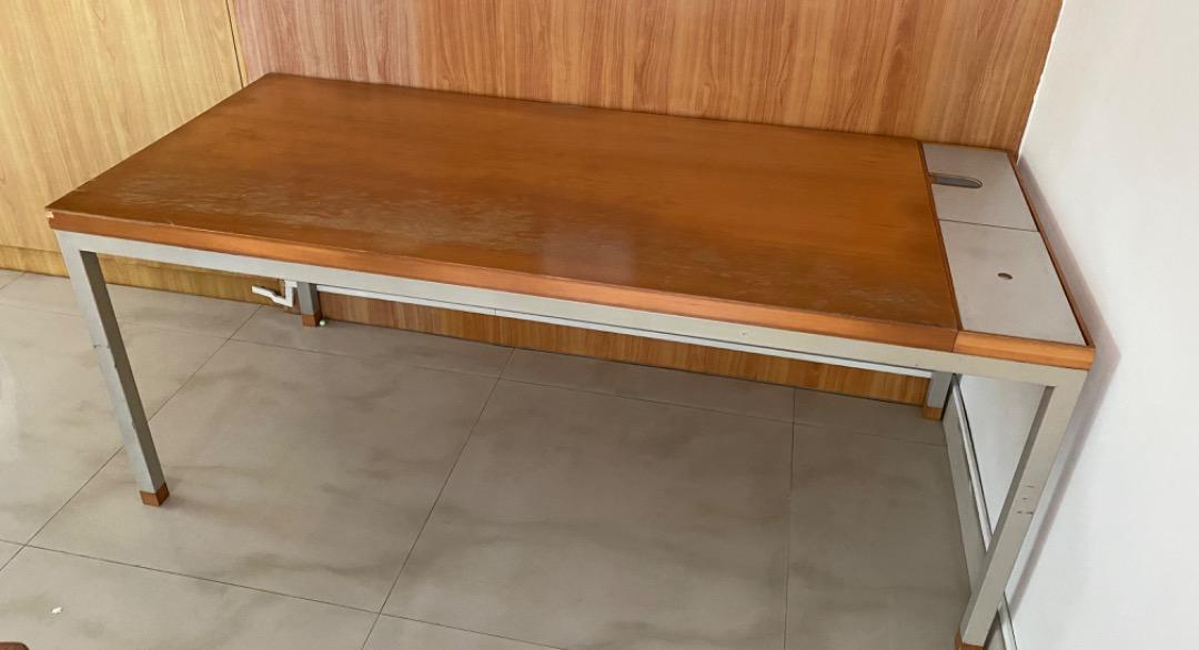 study table, Furniture & Home Living, Furniture, Tables & Sets on Carousell
