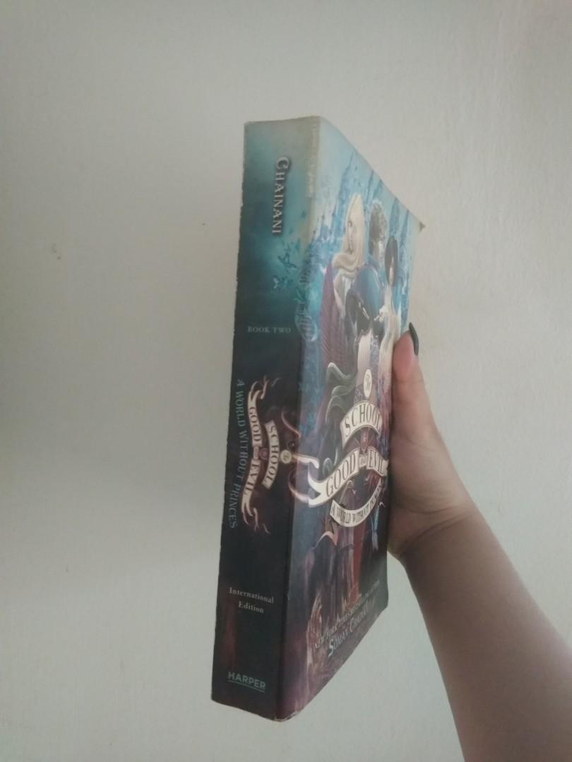 The School for Good and Evil book 2: A World Without Princes by Soman ...