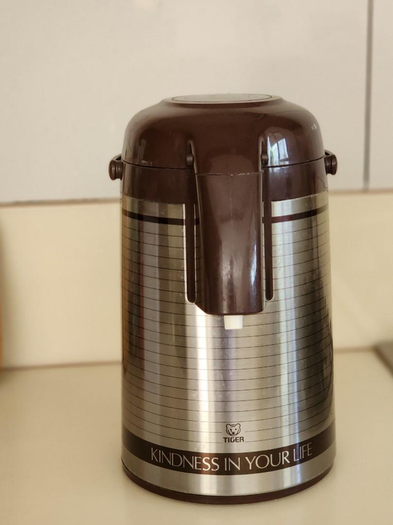 Tiger brand japan hot water pot/thermos, TV & Home Appliances, Kitchen ...