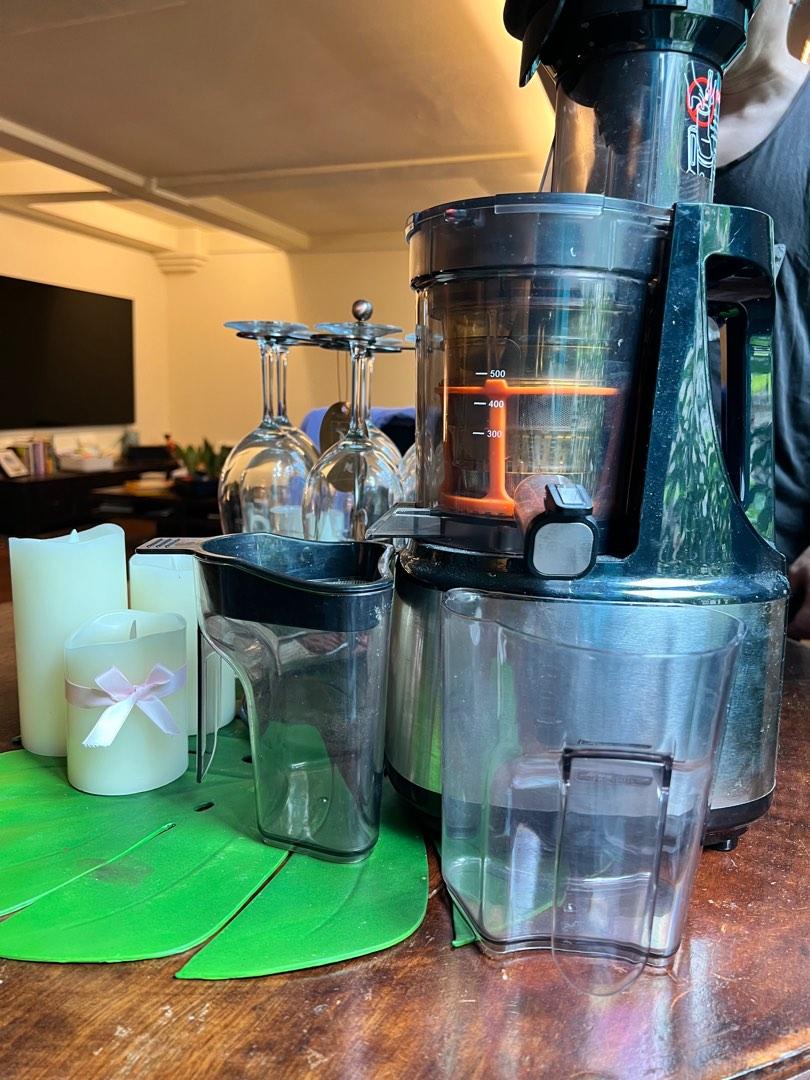 Titan Pro Series Juicer: Mark Leong, TV & Home Appliances, Kitchen Appliances, Juicers, Blenders ...