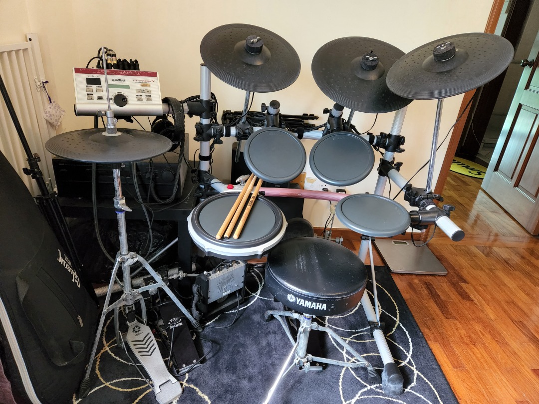Used Yamaha electronic drum set for sale, Hobbies & Toys, Music & Media ...