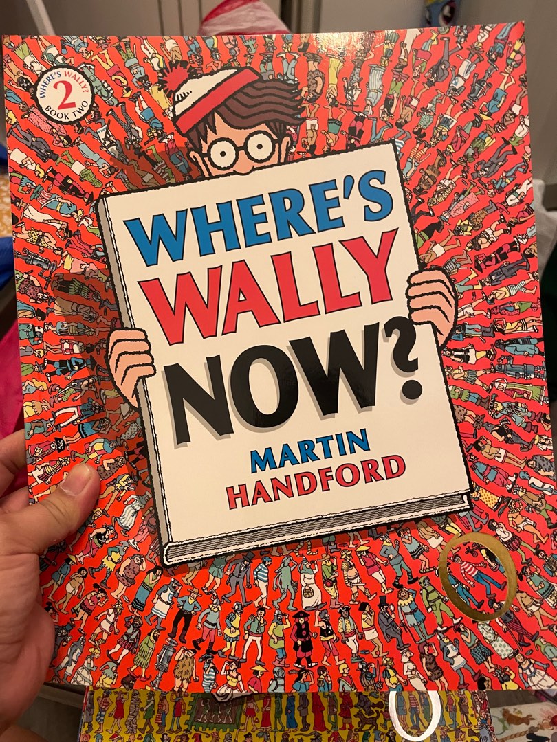 Where’s Wally? Picture Hunt, Hobbies & Toys, Books & Magazines, Comics ...
