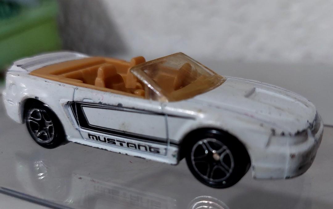 '99 Matchbox, '99 Ford Mustang Convertible, Hobbies & Toys, Toys ...