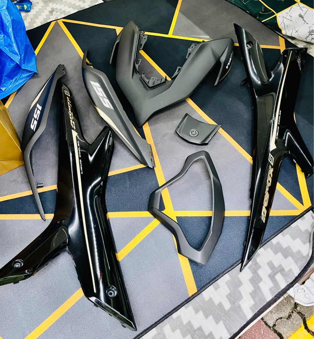 Aerox partial cover set, Motorcycles, Motorcycle Accessories on Carousell