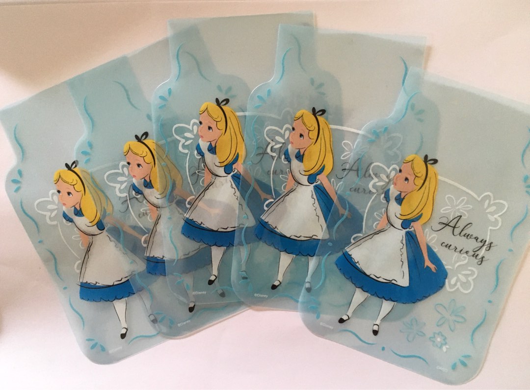 Alice In Wonderland Plastic Wraps, Hobbies & Toys, Memorabilia ...