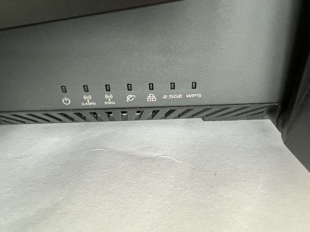 Asus ROG GT-AX 11000 Gaming Router, 電腦＆科技, 電腦周邊及配件, Wifi及上網相關產品 - Carousell