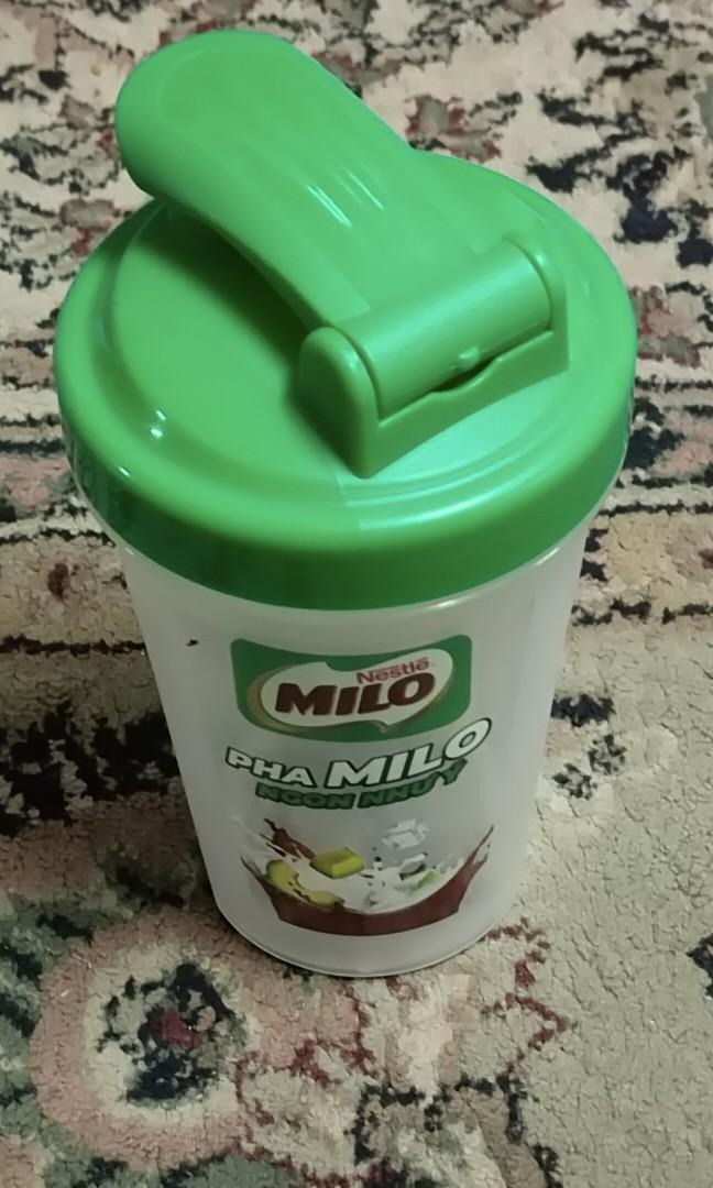 Botol air Milo, Hobbies & Toys, Collectibles & Memorabilia, Fan ...
