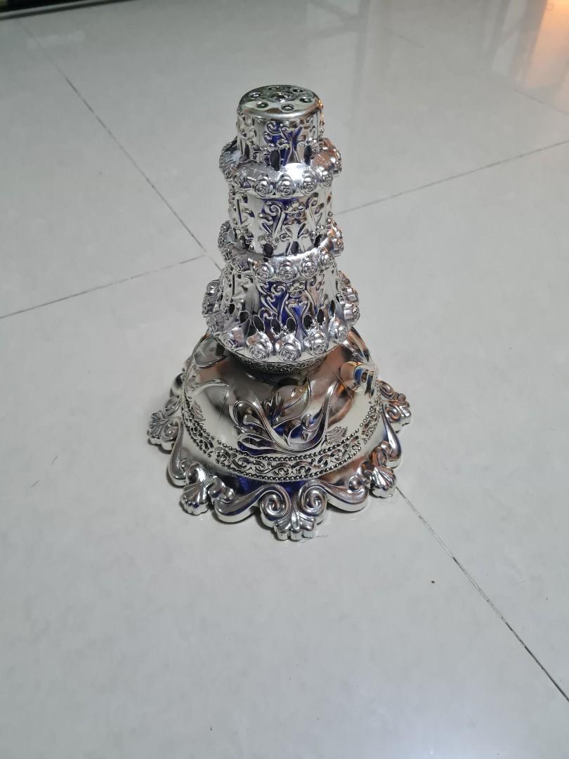 Bunga pahar stand, Furniture & Home Living, Home Decor, Other Home ...