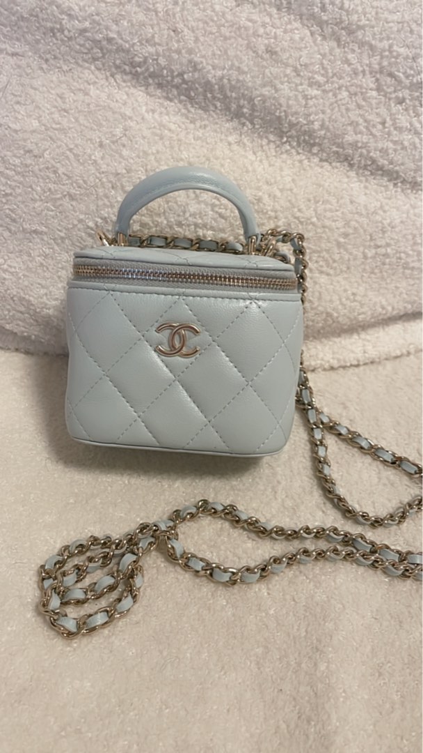 Chanel mini box bag, 名牌, 手袋及銀包 - Carousell