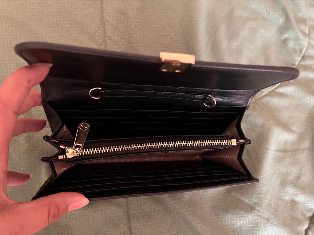 CLN Long Wallet on Carousell