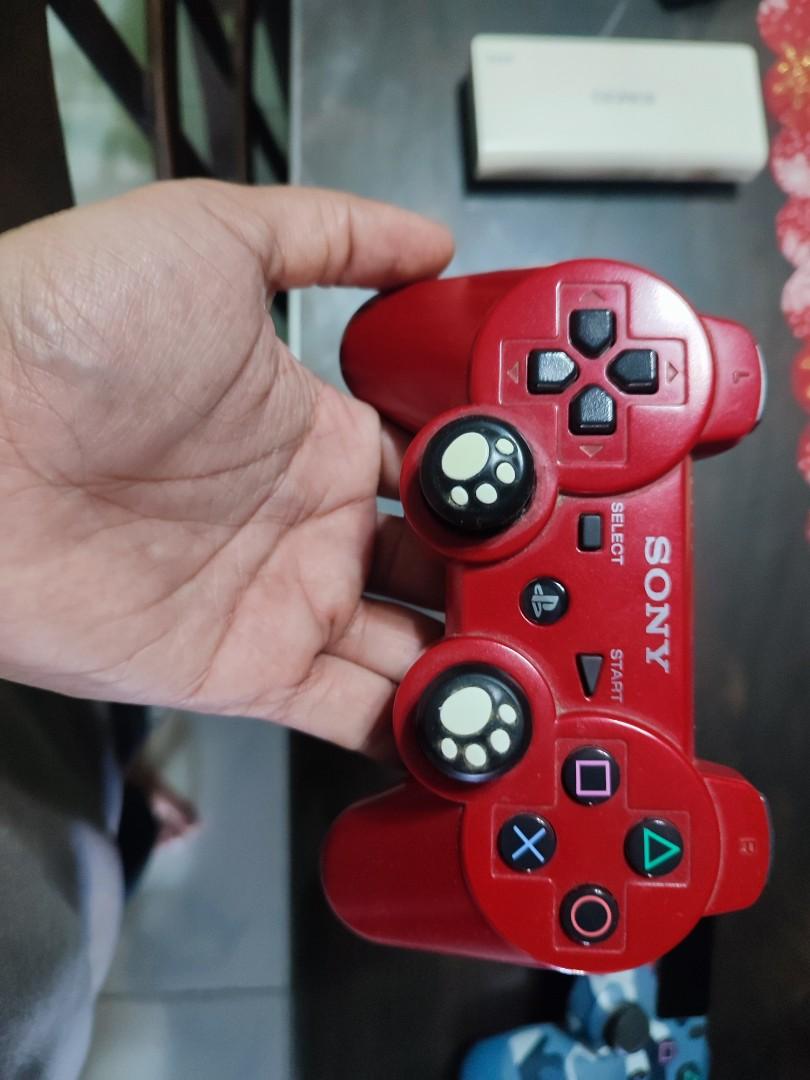 DS4 and DEFECTIVE Ps3 controller, Video Gaming, Gaming Accessories ...