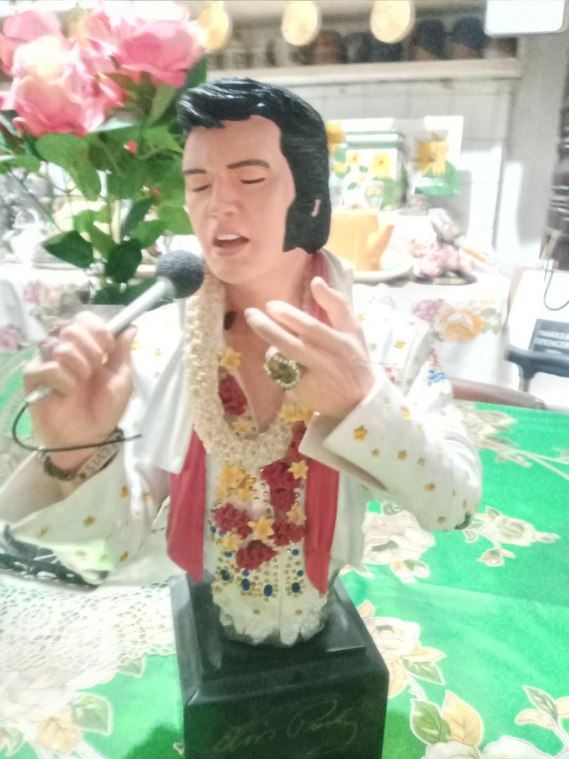 Elvis presly bust, Hobbies & Toys, Memorabilia & Collectibles, Vintage ...