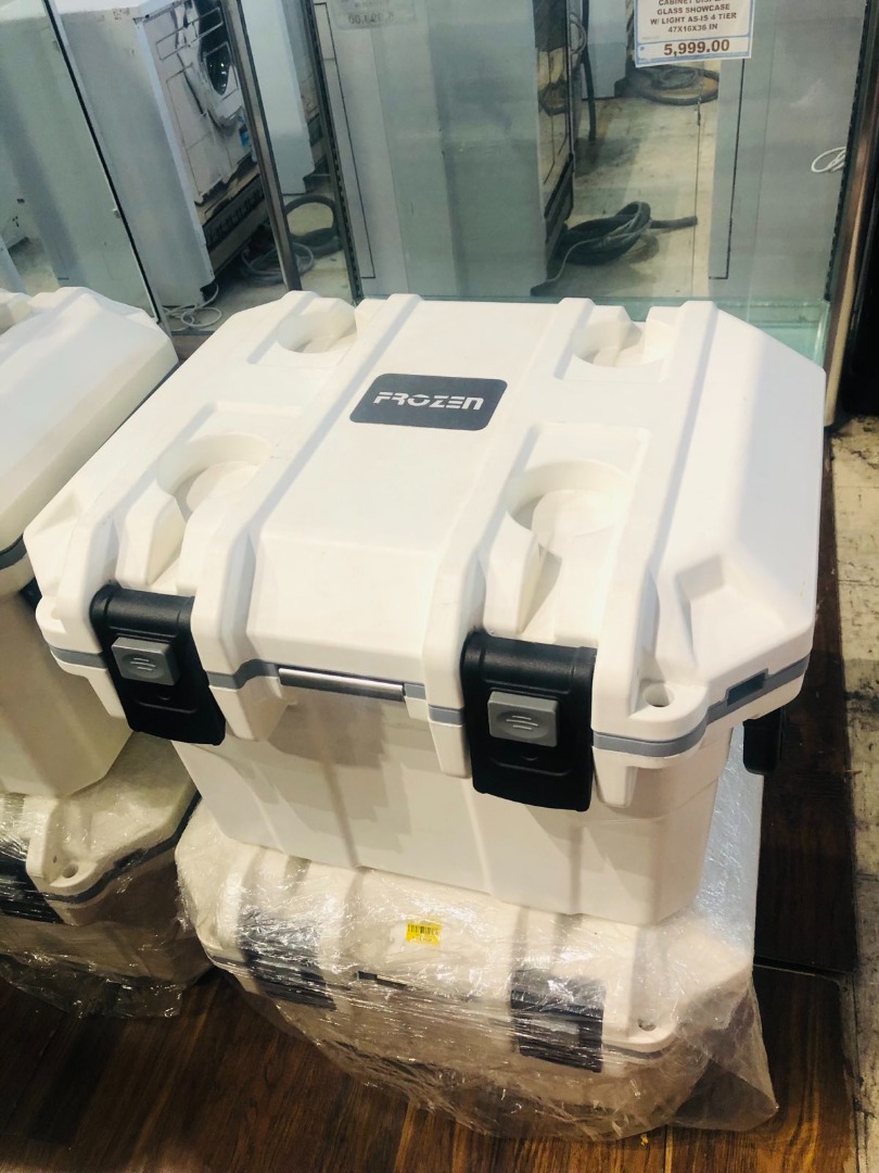 Frozen Cooler Box COB30-WH 30 Quart, Food & Drinks, Chilled & Frozen ...