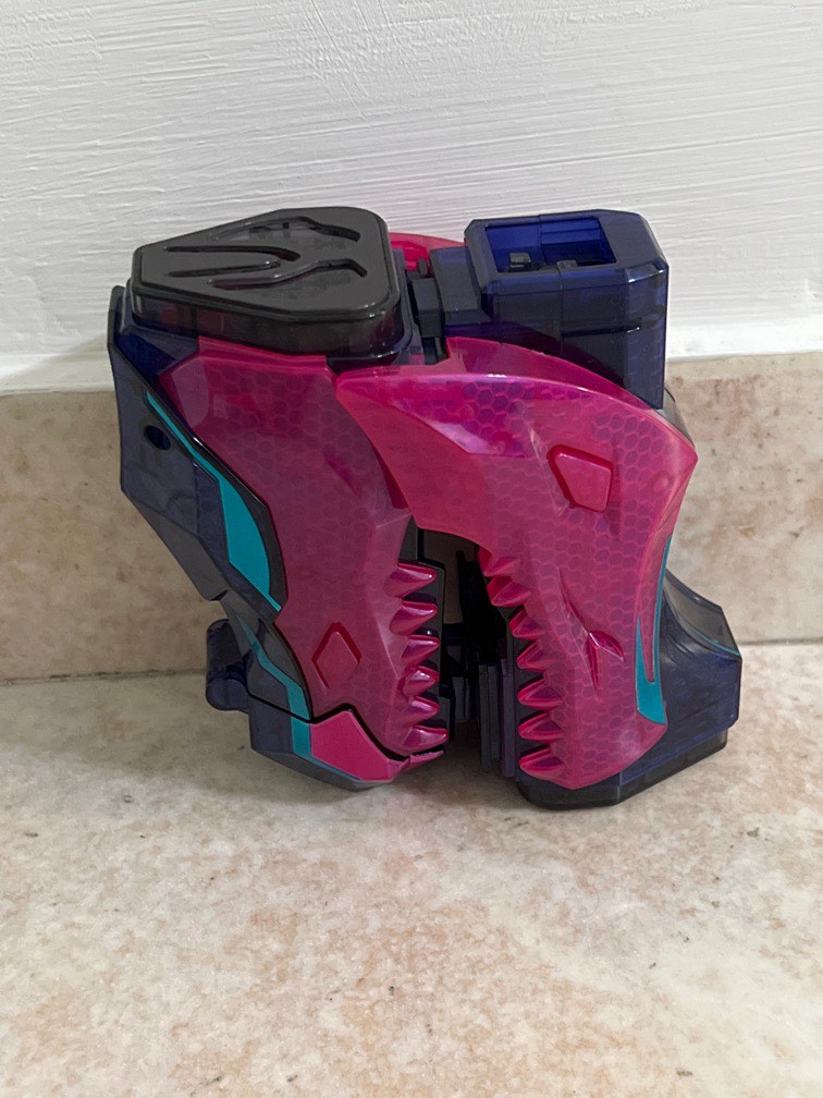 Kamen Rider Revice DX Giffard Rex Vistamp, Hobbies & Toys, Toys & Games ...