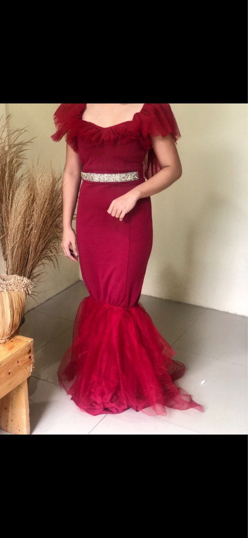 Maroon Mermaid/Serpentina Gown with Rhinestone Belt, Women's Fashion ...