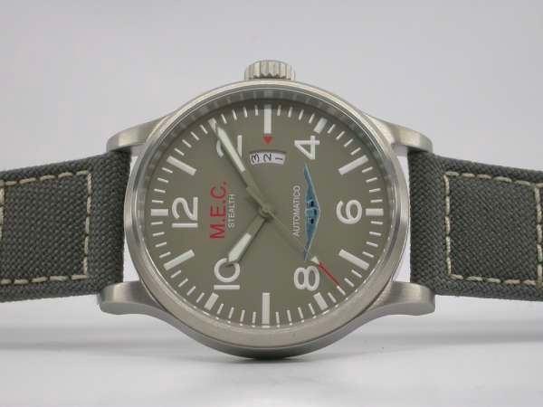 M.E.C. Stealth Automatico Pilot Watch, Men's Fashion, Watches ...
