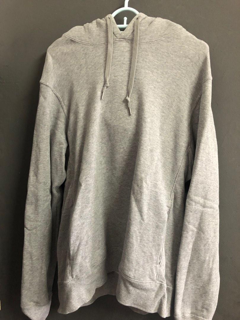 Men Uniqlo Sweater, Men's Fashion, Tops & Sets, Hoodies on Carousell