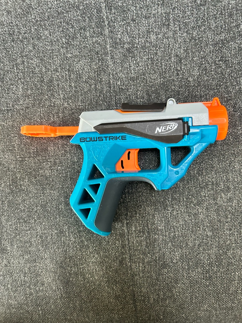 Nerf gun pistol, Hobbies & Toys, Toys & Games on Carousell