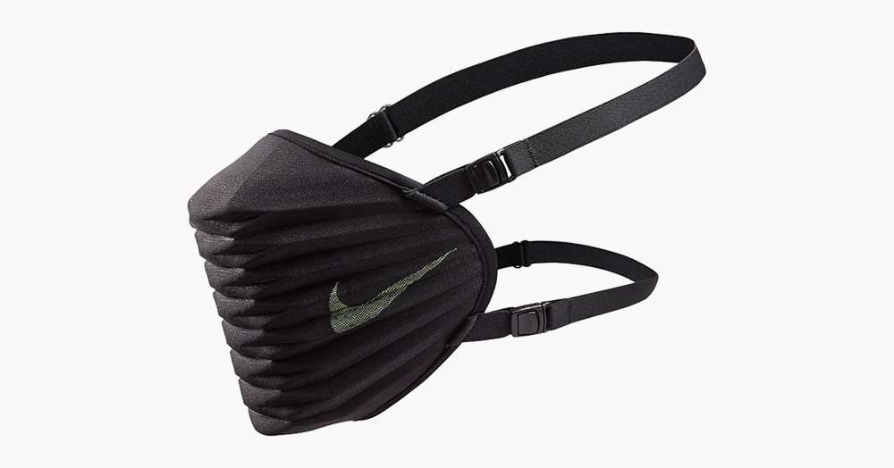 Nike Venturer Performance Face Mask with Case, Health & Nutrition, Face ...