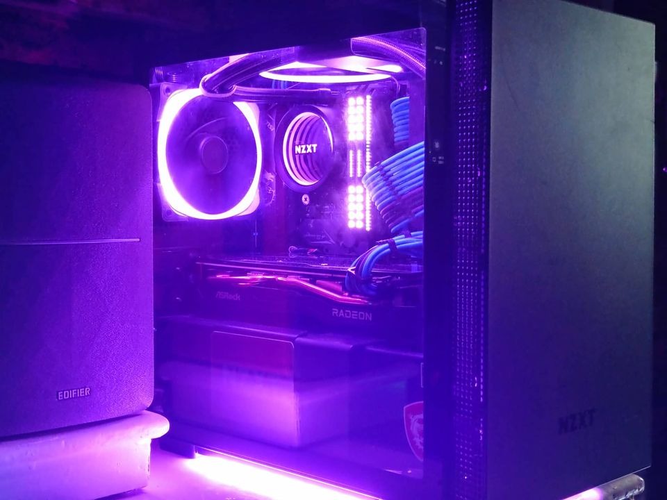 Nzxt gaming desktop ITX open for swap, Computers & Tech, Desktops on ...