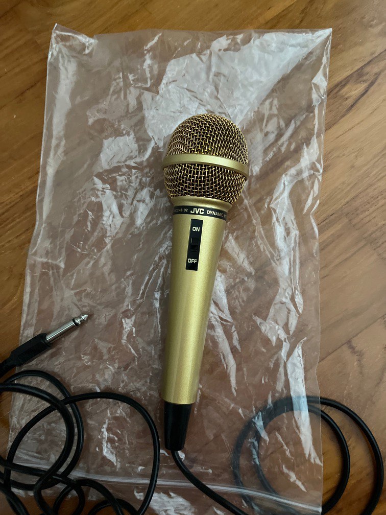 PL JVC Karaoke Gold Microphone, Audio, Microphones on Carousell