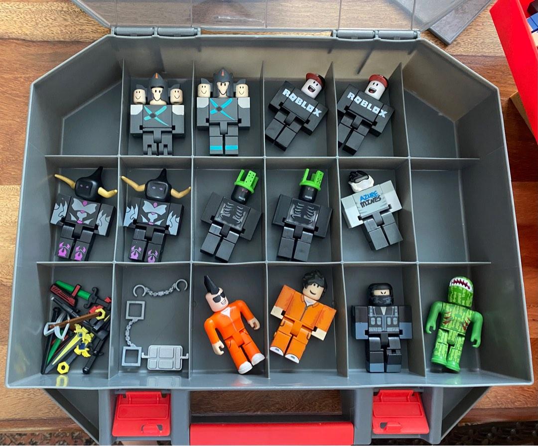 Roblox set, Hobbies & Toys, Toys & Games on Carousell