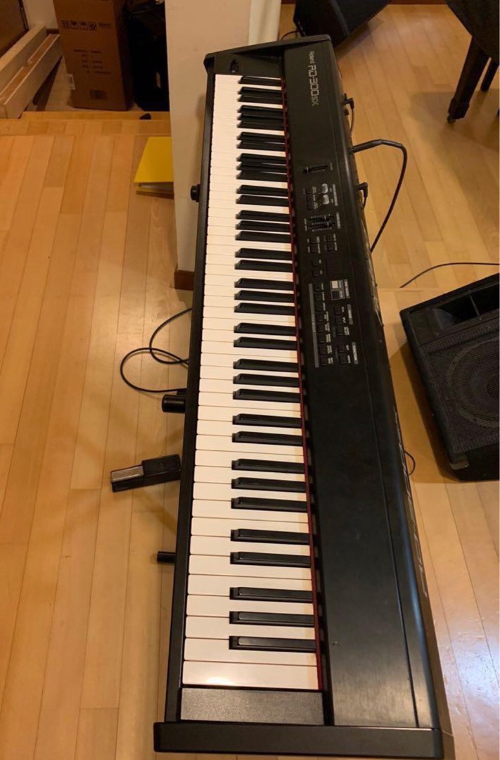Roland RD-300SX, Hobbies & Toys, Music & Media, Musical Instruments on ...