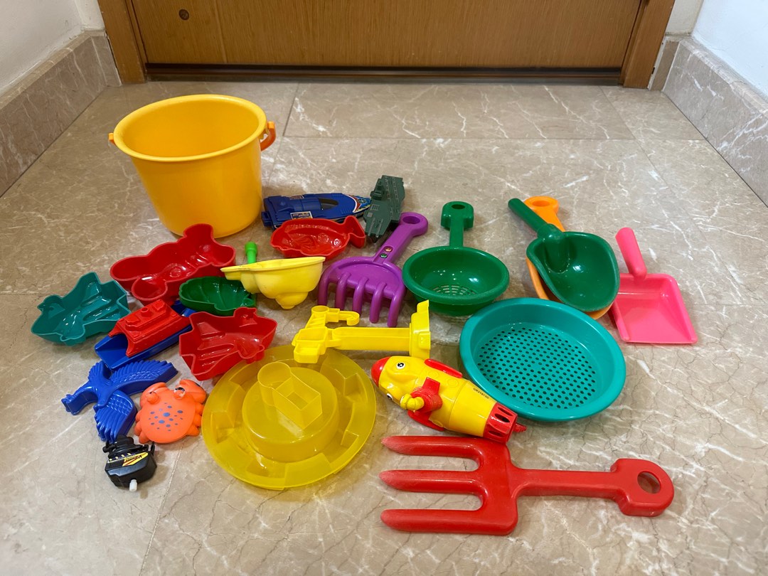 Sand Play Castle Building Tools, Hobbies & Toys, Toys & Games on Carousell