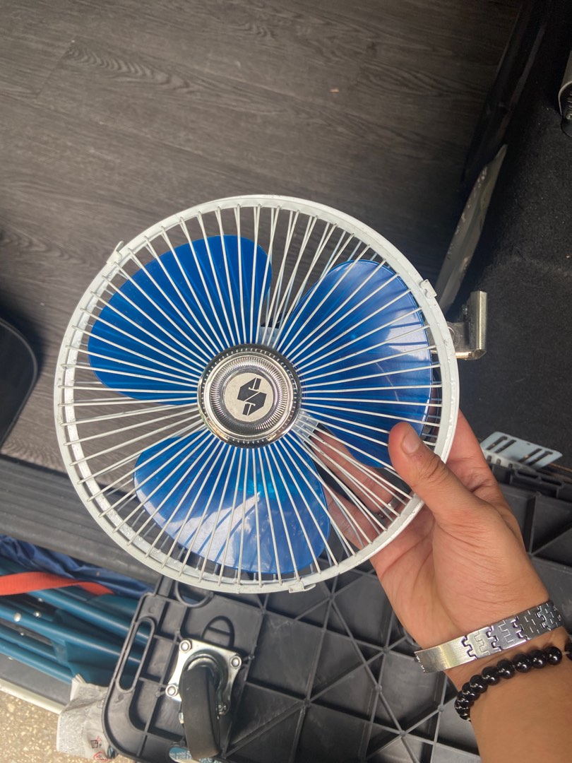 Selling fan, Car Accessories, Accessories on Carousell
