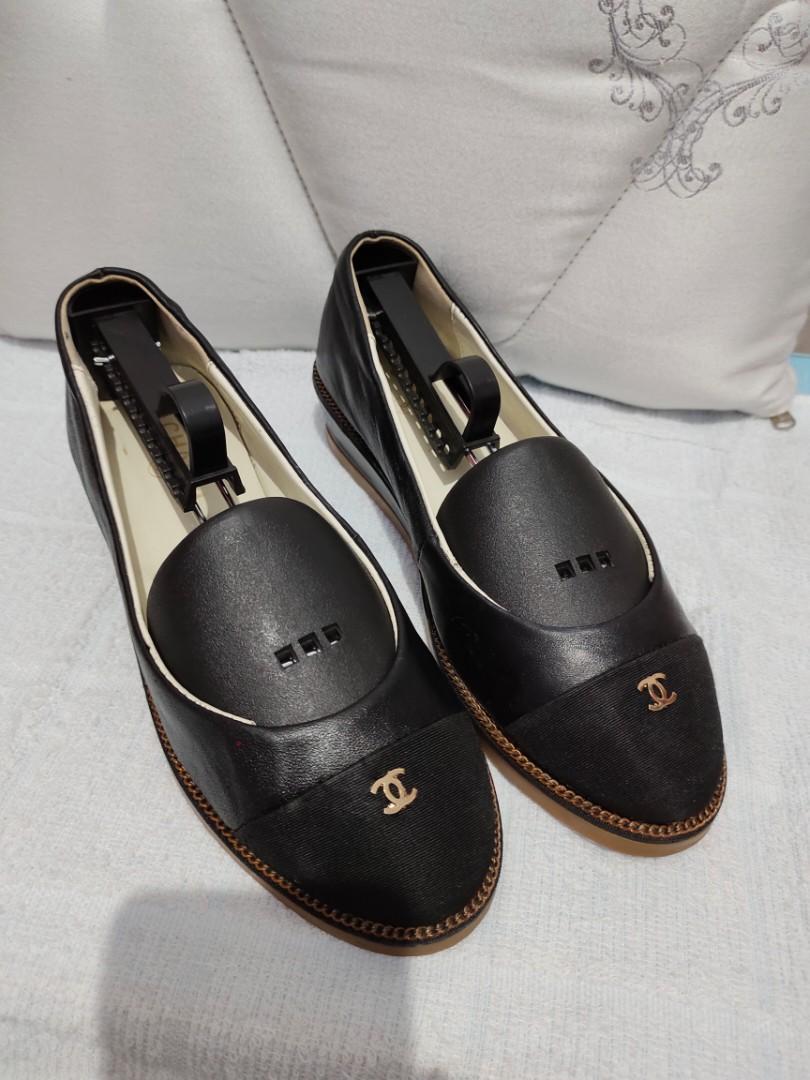 Sepatu Channel, Fesyen Wanita, Sepatu di Carousell